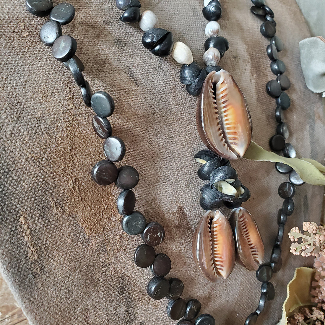 Set of 2 shell necklaces – koa kaya
